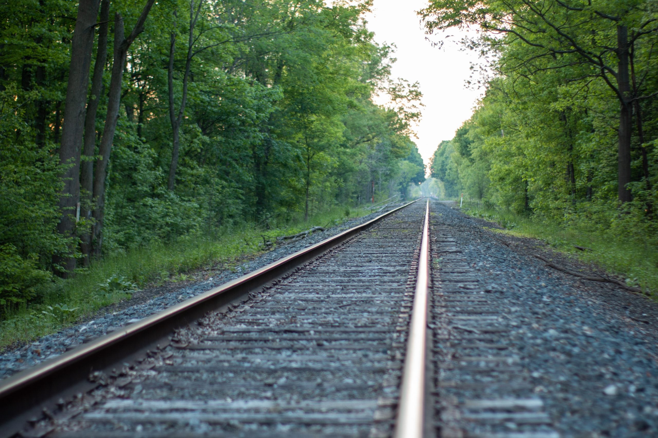 A simplified model for calculating the insertion gain of track support ...